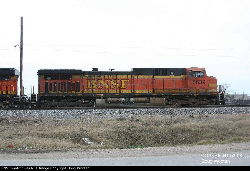 BNSF 5639